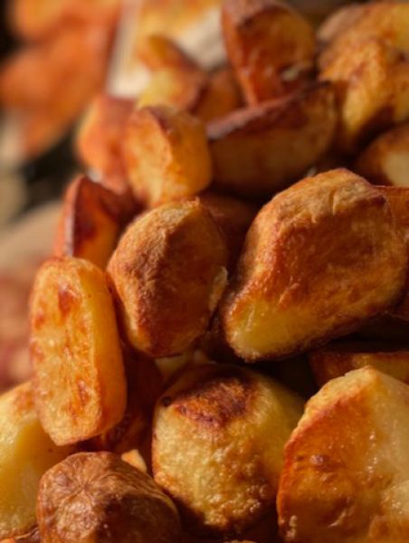 Sunday Lunch Menu | Beef, Pork, Turkey | The Windrush Inn